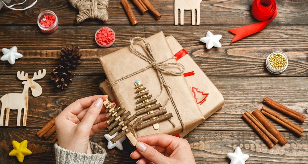 Tìm hiểu áo dạ handmade là gì và những đặc điểm nổi bật